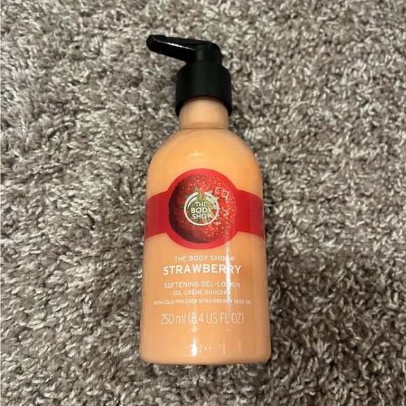 The Body Shop | Bath & Body | The Body Shop Strawberry Lotion | Poshmark